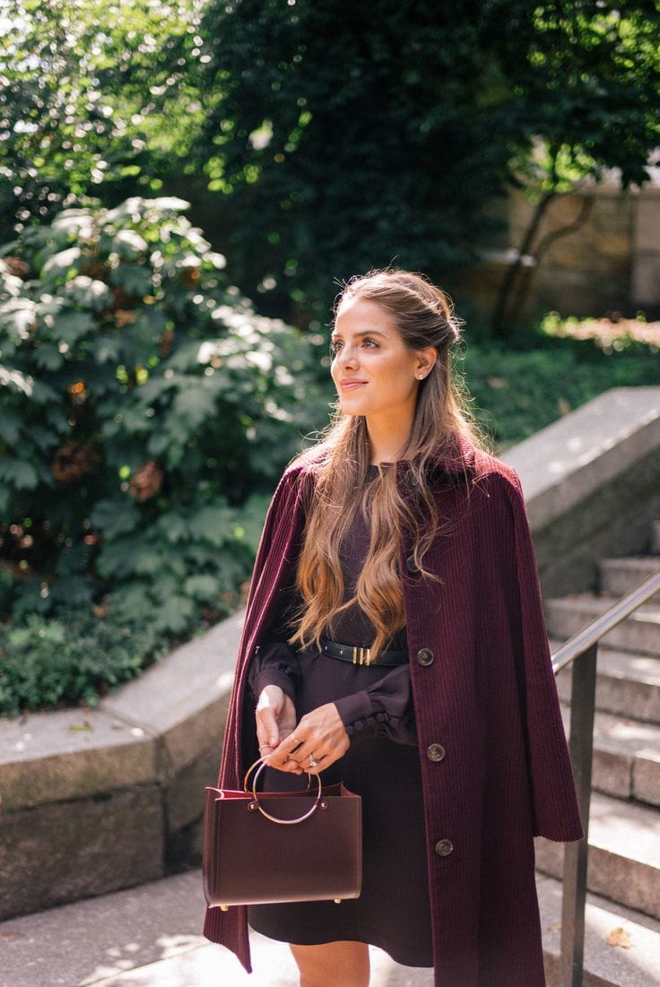 25+ Stunning Burgundy Outfit Ideas to Add Elegance to Your Wardrobe ...