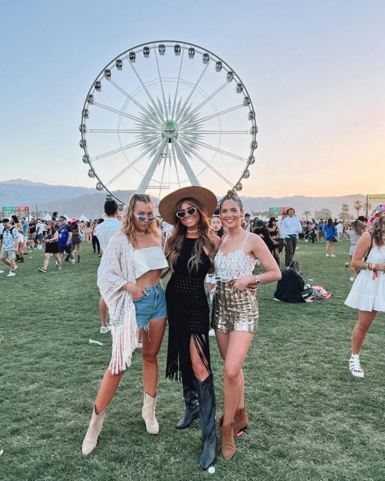 25+ Hottest Coachella Outfits to Rock the Festival in Style ...